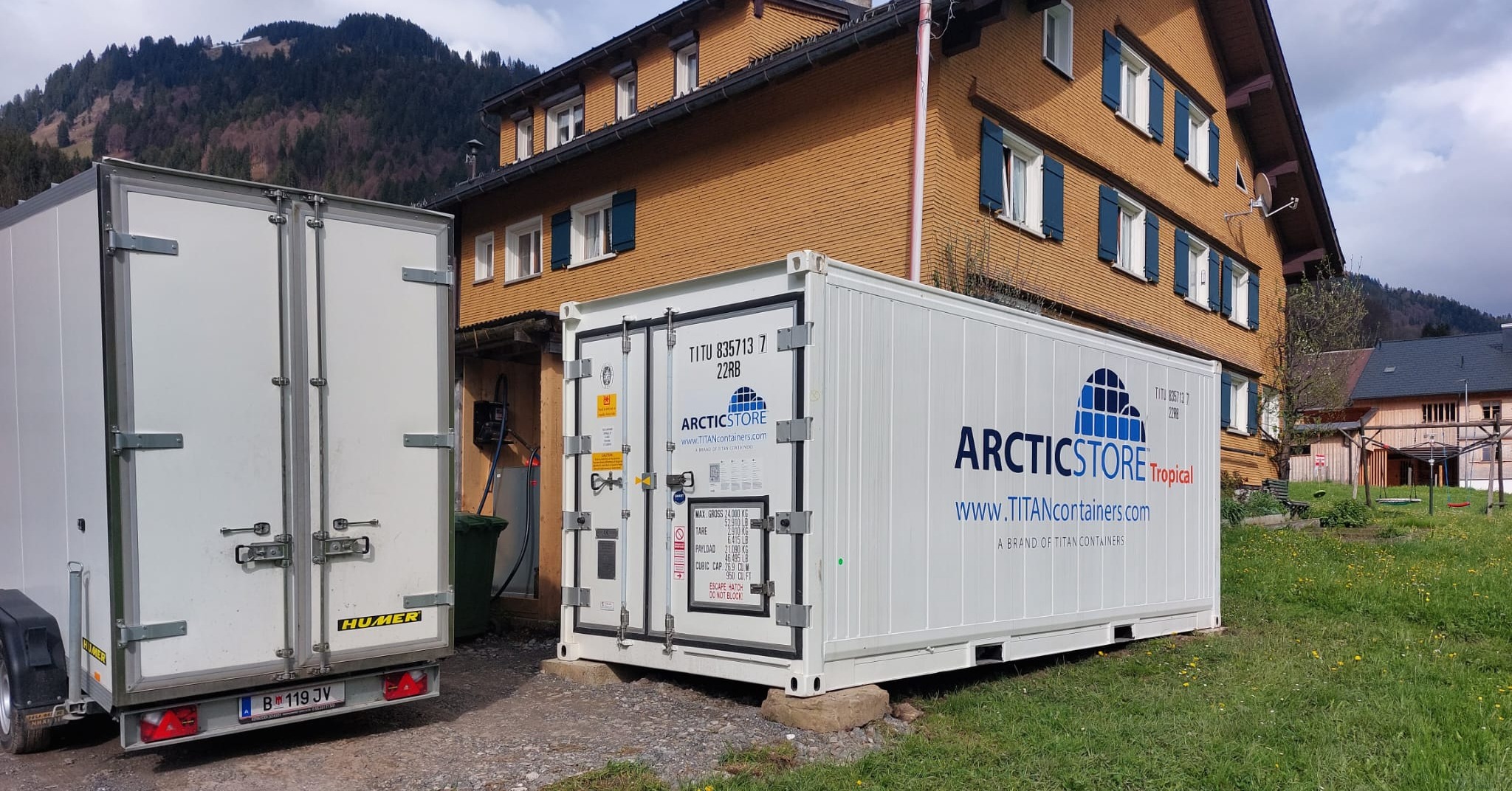 Keep Your Products Fresh with the Sustainable ArcticStore Tropical